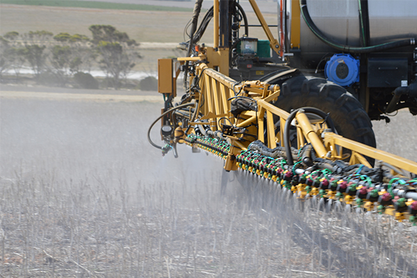 Ten proven practices to remove the risk of failing spray mixtures